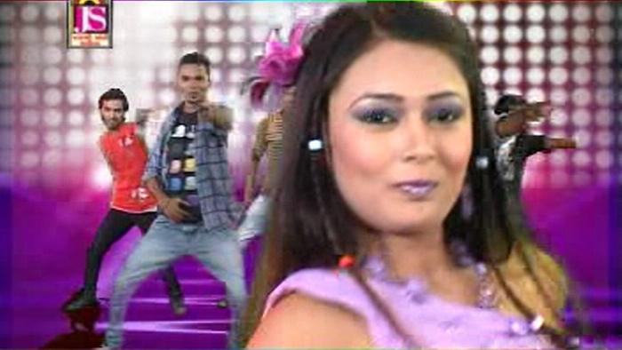 Achko Machko Kareli Video Song from Tofani D J | Rohit Thakor ...