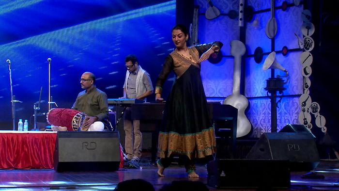 Tabla & Kathak Trance Video Song from Pt Vijay Ghate & Sheetal ...